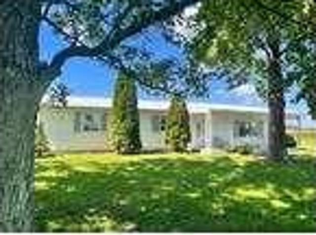 3 bedroom in Versailles Indiana 47042