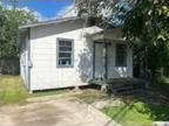 3 bedroom in Victoria Texas 77901