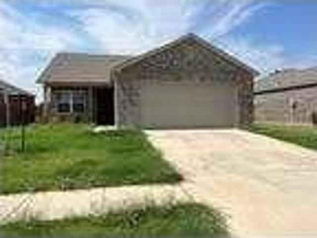 3 bedroom in Yukon Oklahoma 73099
