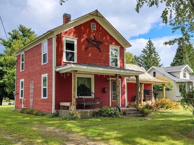 3 bedroom, Iola WI 54945 94240495