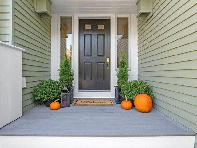 3 bedroom, Ipswich MA 01938 LS101705953