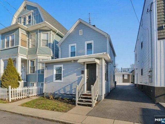 3 bedroom, Irvington NJ 07111 102283478