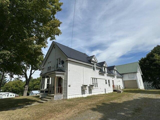 3 bedroom, Island Falls ME 04747 104513869