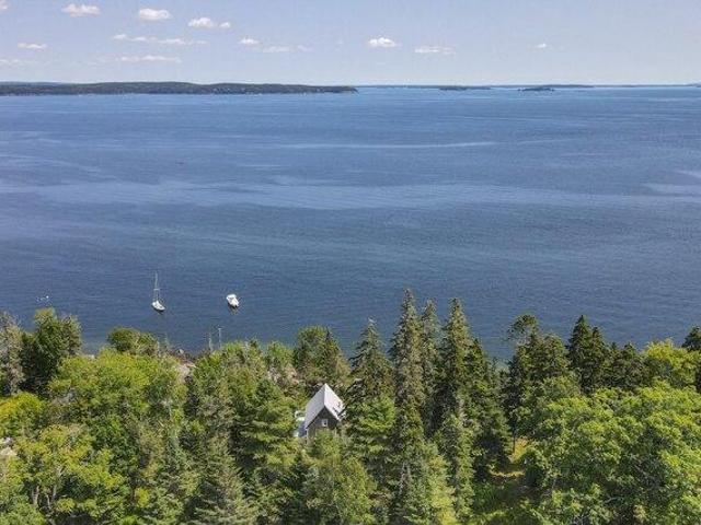 3 bedroom, Islesboro ME 04848 102801122
