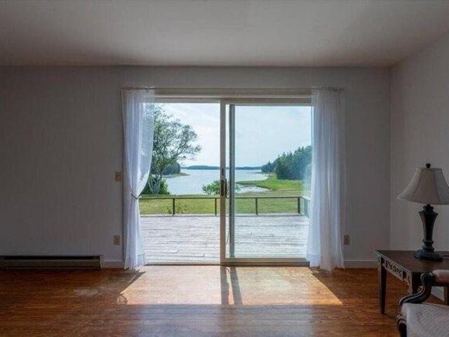 3 bedroom, Islesboro ME 04848 103074585