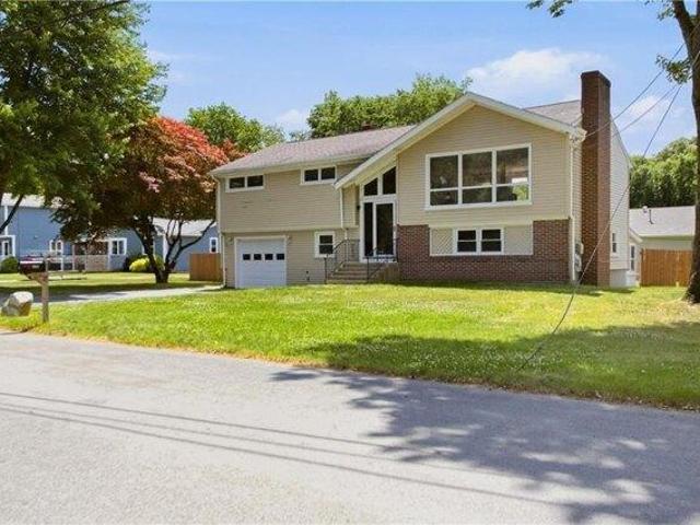3 bedroom, Johnston RI 02919 104650445