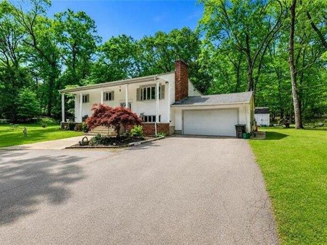 3 bedroom, Johnston RI 02919 105106013