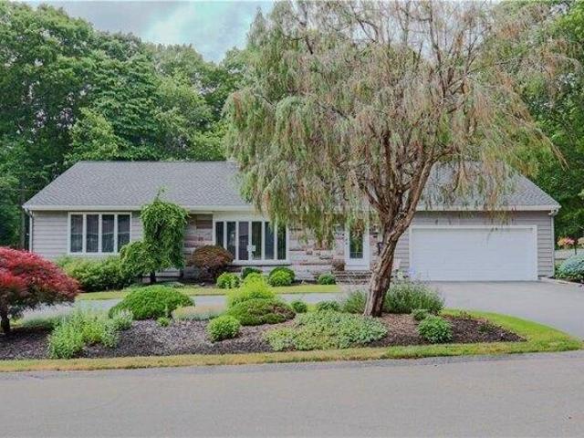 3 bedroom, Johnston RI 02919 105126493