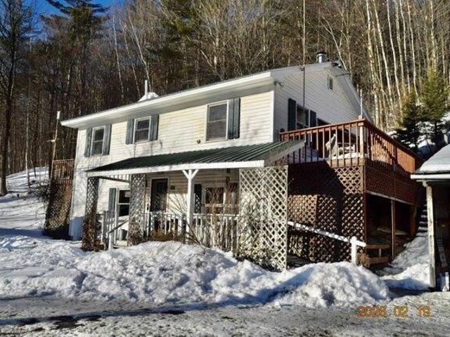 3 bedroom, Johnson VT 05656 102157545