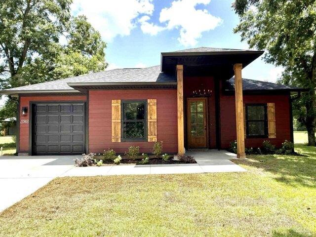 3 bedroom, Jay FL 32565 104898486