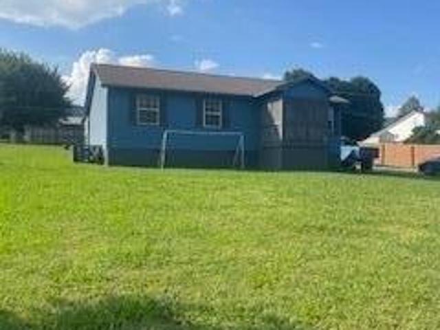 3 bedroom, Jacksboro TN 37757 LS93512836