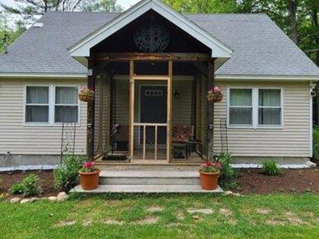 3 bedroom, Jamaica VT 05343 102158262