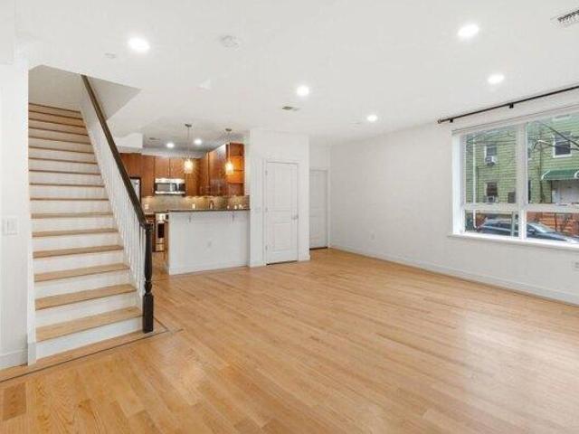 3 bedroom, Jersey City NJ 07302 LS101801837