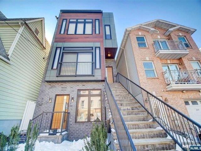 3 bedroom, Jersey City NJ 07304 102561226