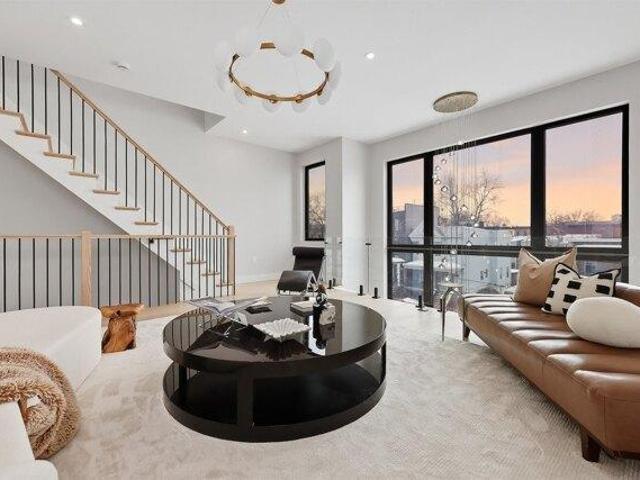 3 bedroom, Jersey City NJ 07304 LS101576778