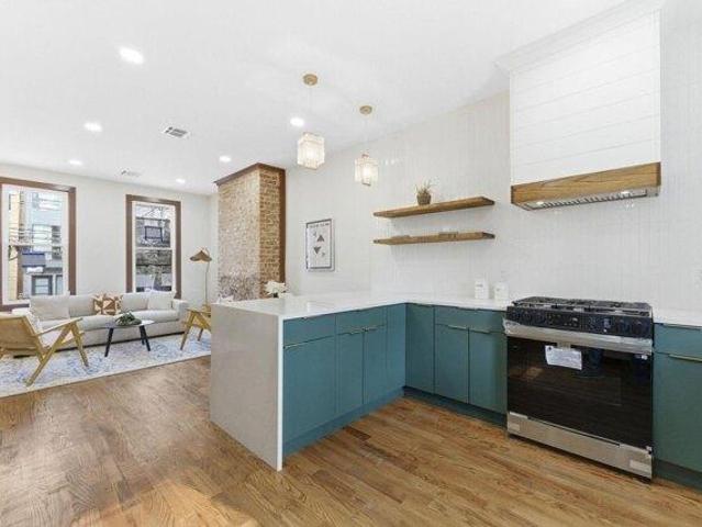 3 bedroom, Jersey City NJ 07304 LS101998180