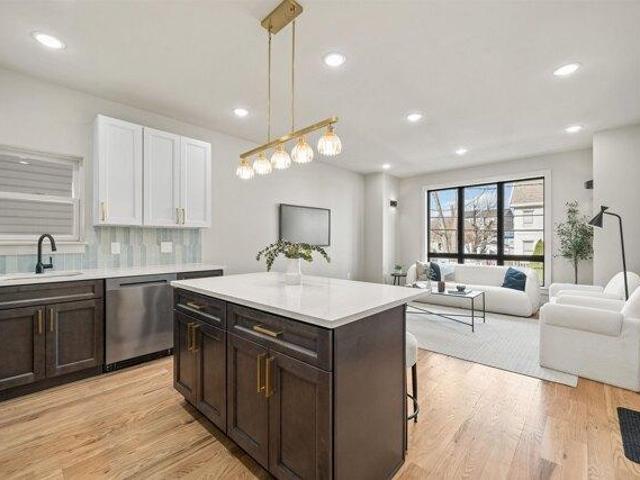 3 bedroom, Jersey City NJ 07305 104851146