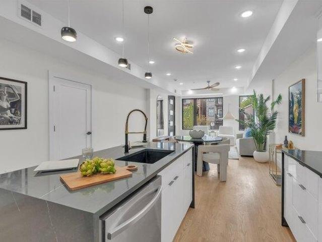 3 bedroom, Jersey City NJ 07305 102027311