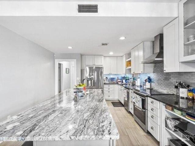 3 bedroom, Jersey City NJ 07305 102027695