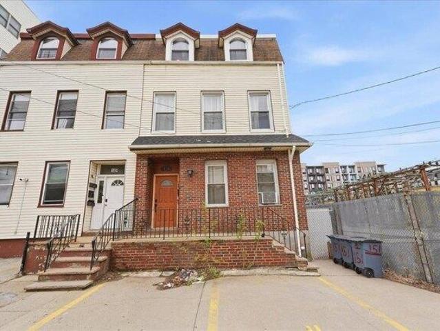 3 bedroom, Jersey City NJ 07305 102726257