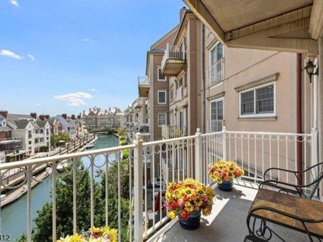 3 bedroom, Jersey City NJ 07305 102761244