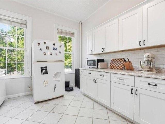 3 bedroom, Jersey City NJ 07306 104190656