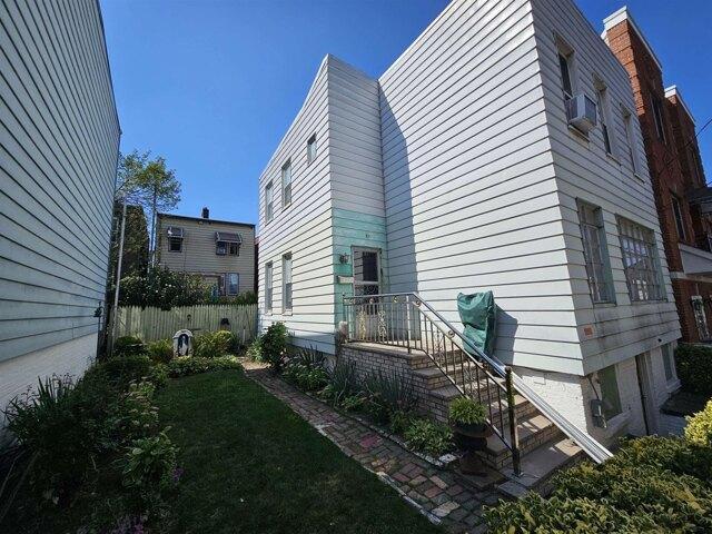 3 bedroom, Jersey City NJ 07306 102726658
