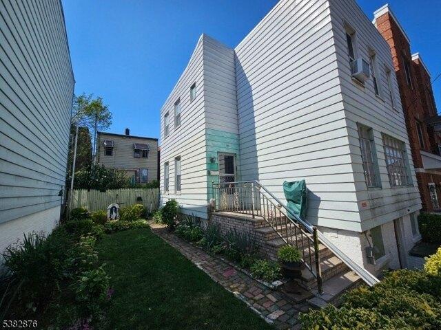 3 bedroom, Jersey City NJ 07306 LS101800908
