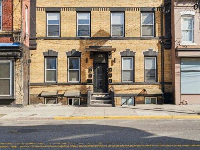 3 bedroom, Jersey City NJ 07306 LS101856421