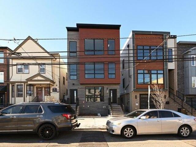 3 bedroom, Jersey City NJ 07307 104850865