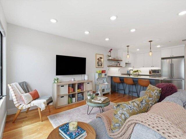 3 bedroom, Jersey City NJ 07307 104852889