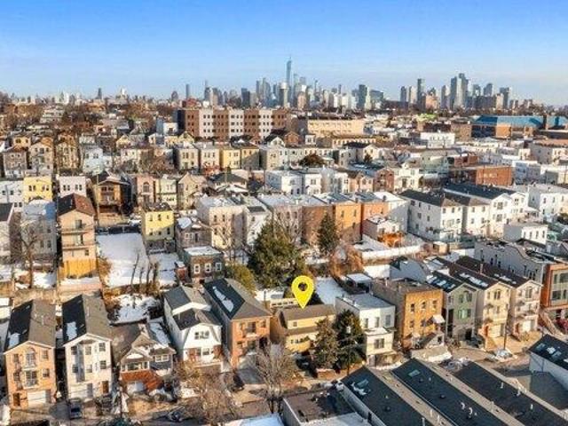 3 bedroom, Jersey City NJ 07307 102216308