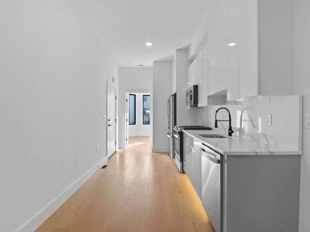 3 bedroom, Jersey City NJ 07307 LS101750573