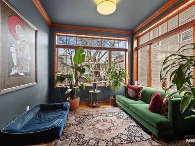 3 bedroom, Jersey City NJ 07307 LS101782171