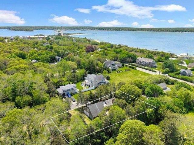 3 bedroom, Oak Bluffs MA 02557 104717708