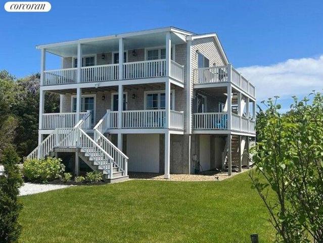 3 bedroom, Oak Bluffs MA 02568 102000244