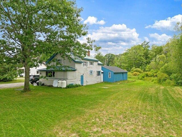 3 bedroom, Oakland ME 04963 104787943