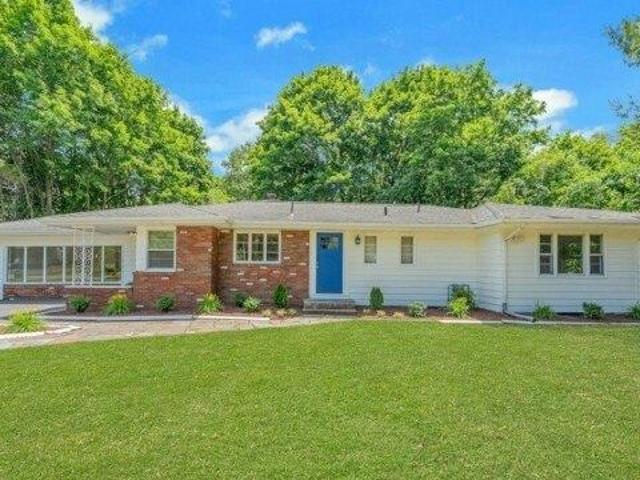 3 bedroom, Oakland NJ 07436 104759814