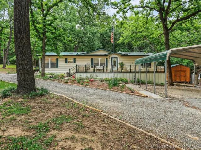 3 bedroom, OK OK 102553558