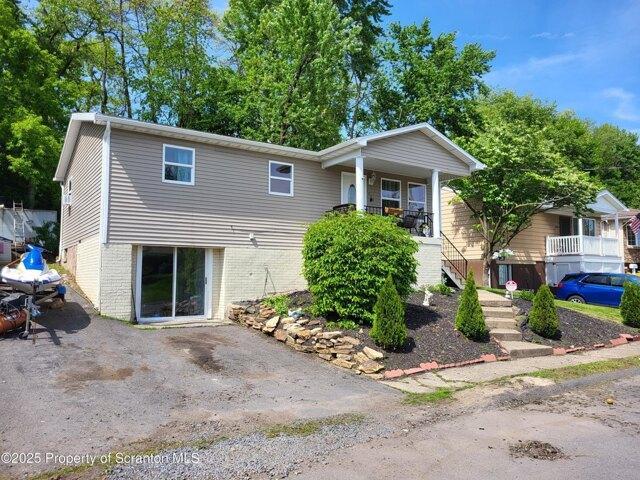 3 bedroom, Old Forge PA 18518 103604498
