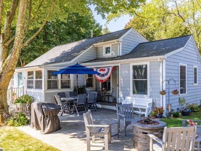 3 bedroom, Old Lyme CT 06371 LS102318270