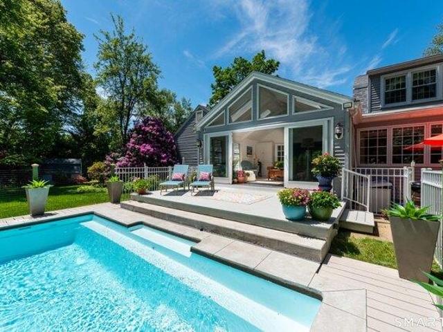3 bedroom, Old Saybrook CT 06475 103436275