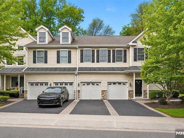 3 bedroom, Old Tappan NJ 07675 102316383
