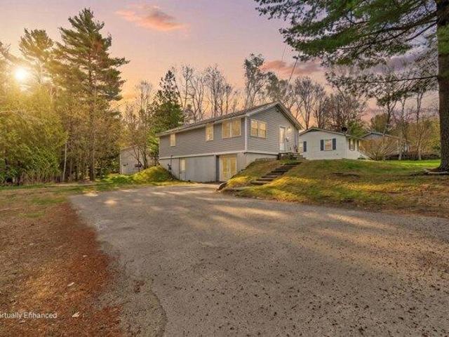 3 bedroom, Old Town ME 04468 102344547