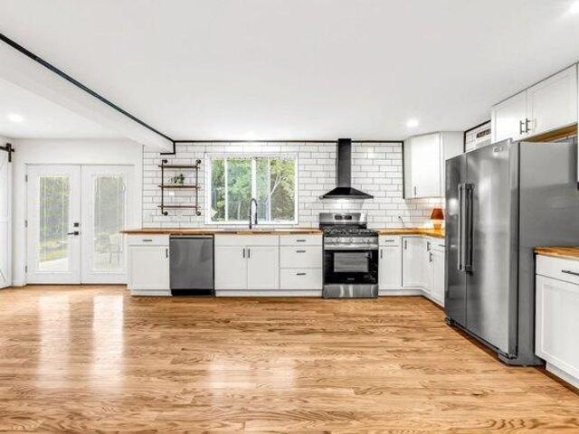 3 bedroom, Old Town ME 04468 102668571