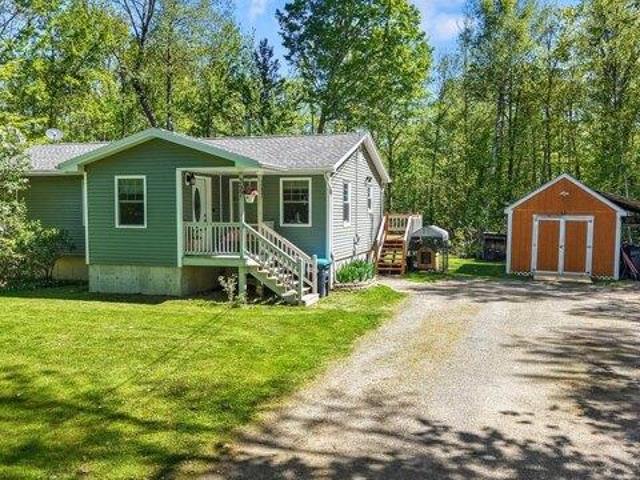 3 bedroom, Old Town ME 04468 103100955