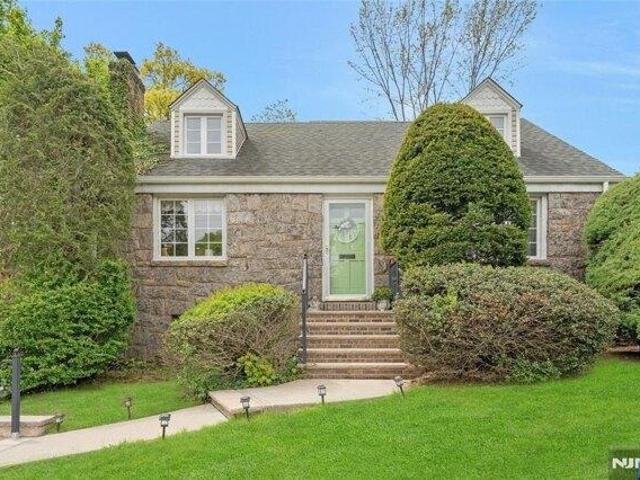 3 bedroom, Oradell NJ 07649 101859324
