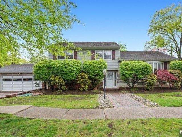 3 bedroom, Oradell NJ 07649 102280053