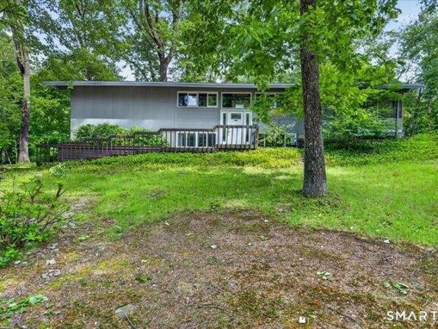 3 bedroom, Orange CT 06477 104115740