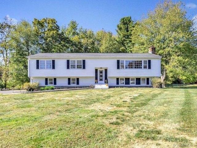 3 bedroom, Orange CT 06477 104374781